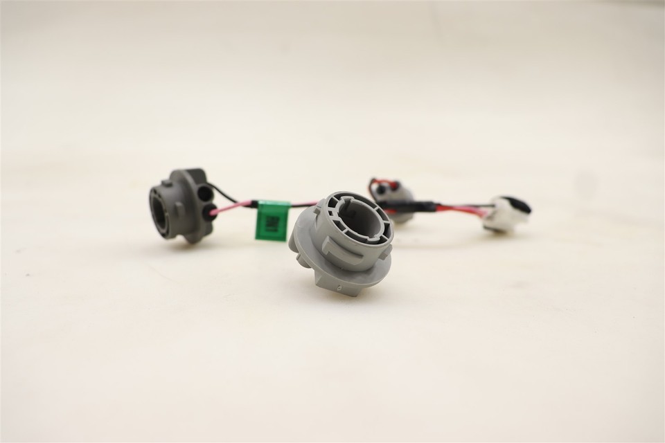 NEW OEM Back Up Light Socket & Wiring 92490D3000 for Hyundai Tucsosn ...