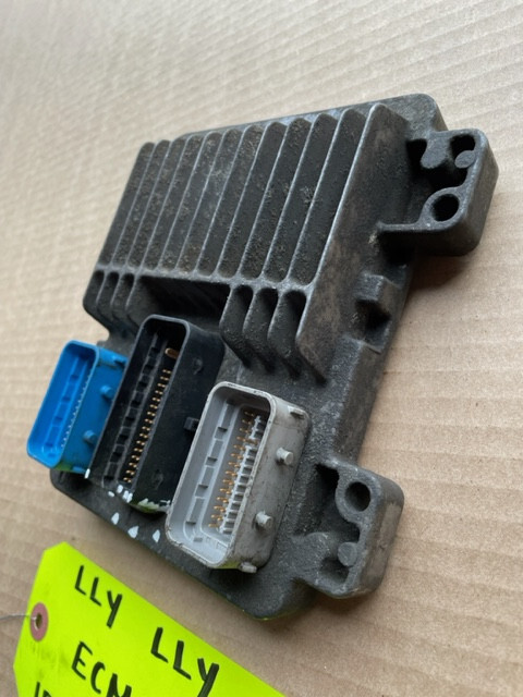 04 05 GMC CHEVROLET SILVERADO 2500HD 3500HD 6.6 LLY ENGINE ECU ECM ...