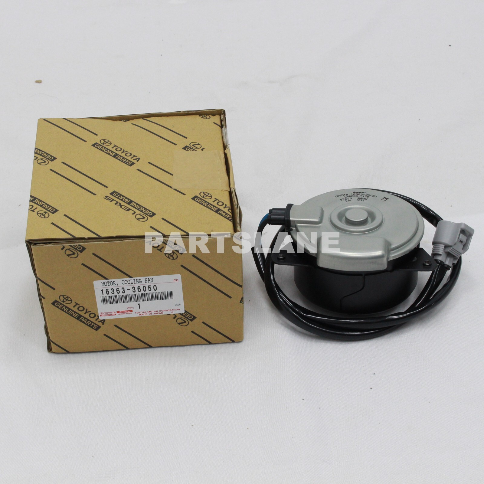 2015-2018 Lexus NX300 NX200t OEM Genuine Right Radiator Cooling Fan ...