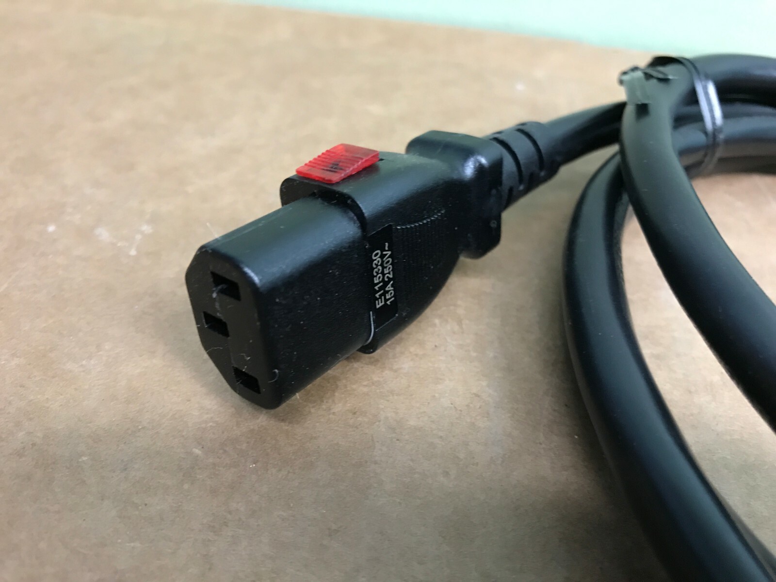 zLock Dual - Locking C14 to Locking C13 Power Cord - 6.6ft Black (14/3 ...