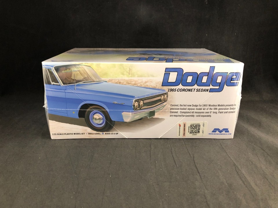 Moebius 1965 Dodge Coronet Sedan 1:25 Scale Plastic Model Kit 2461 NISB ...