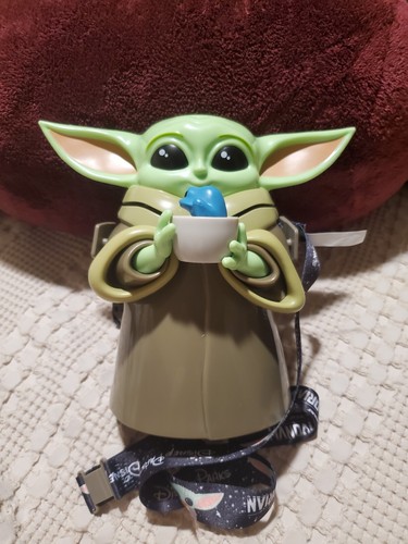 Grogu Sipper Cup Star Wars Mandalorian Lanyard Figure Disney Parks Baby ...