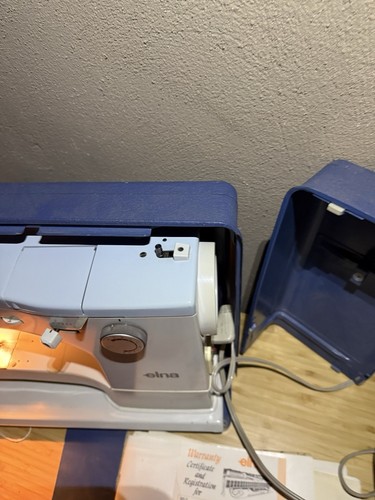 Read. Vintage Elna SU 62C 'SUPER' Sewing Machine with Pedal Accessories ...