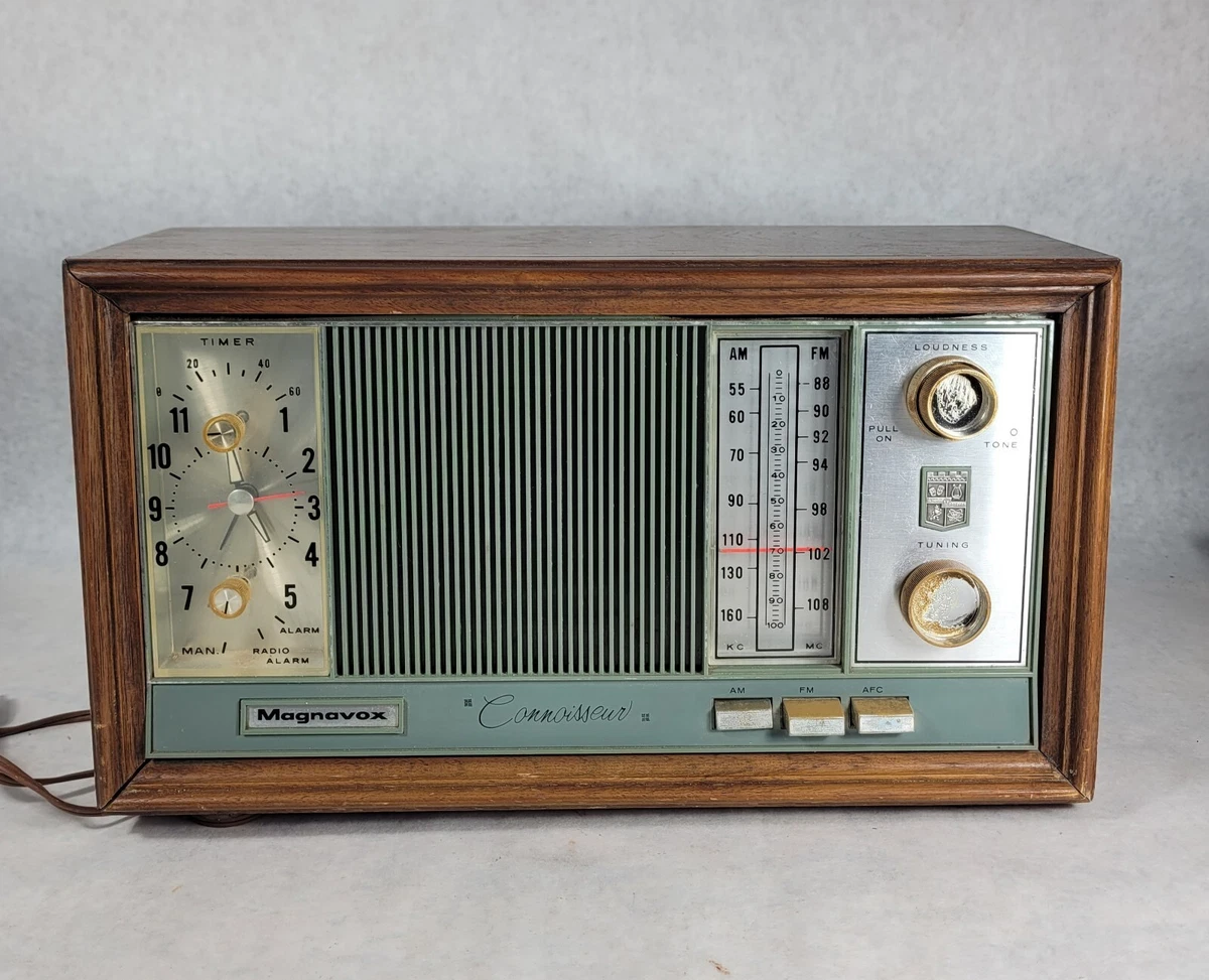 Old Magnavox Radio