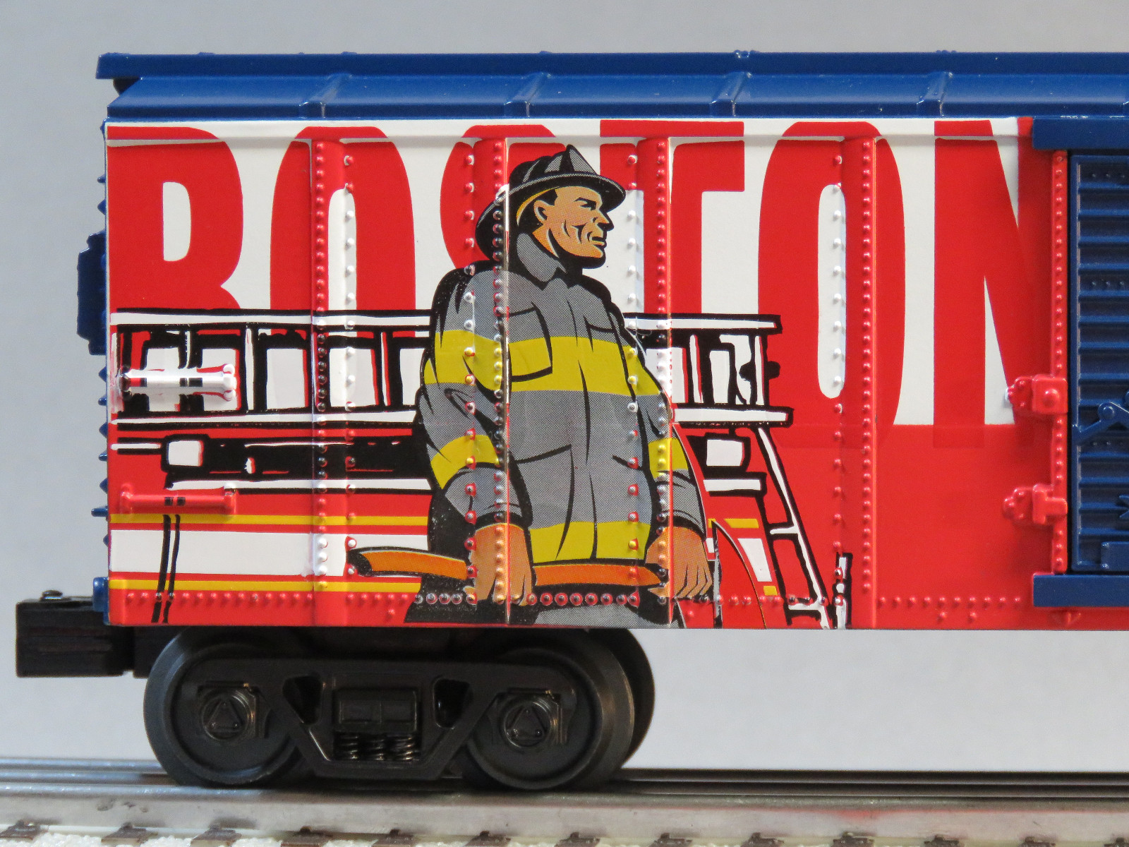 MTH RAIL KING BOSTON FIRE DEPARTMENT BOXCAR O GAUGE train car 30-74909 ...