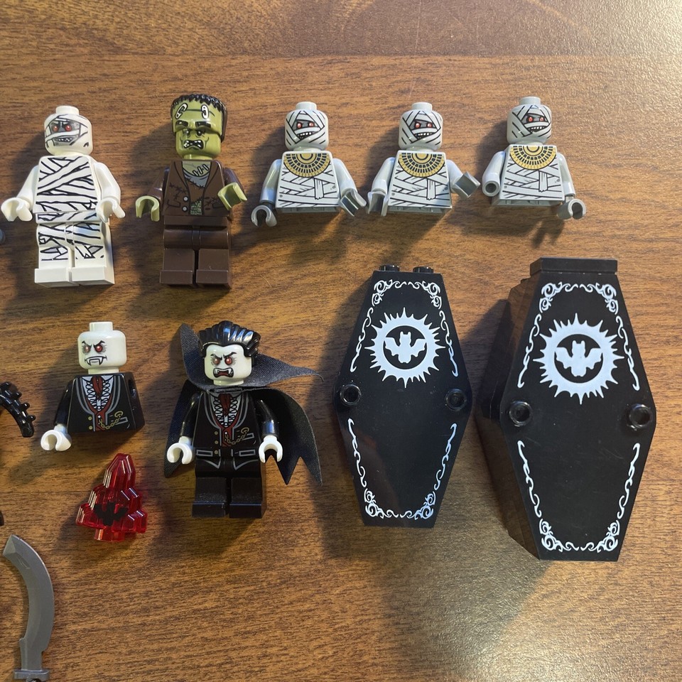 LEGO Monster Fighters Minifigure Lot Moonstones Vampire Mummy Halloween ...