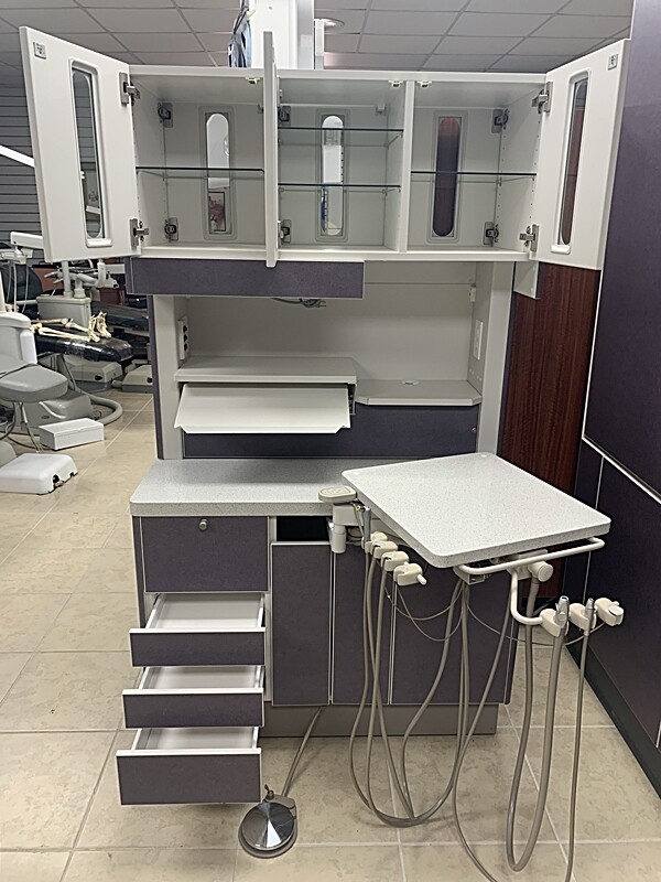 Adec 5580 Rear Treatment Cabinet w/ Dr Delivery & Assistant Pkg ...