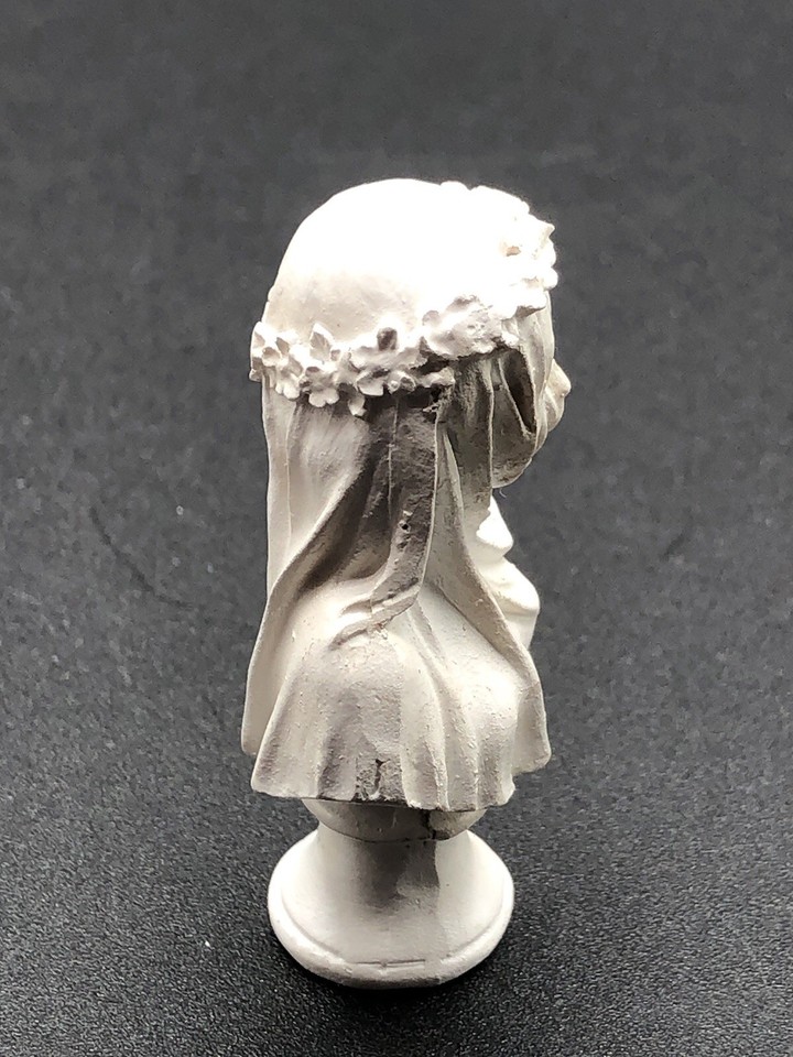 VEILED LADY mini decoration ASHLAND HALLOWEEN MINIATURES women bust ...