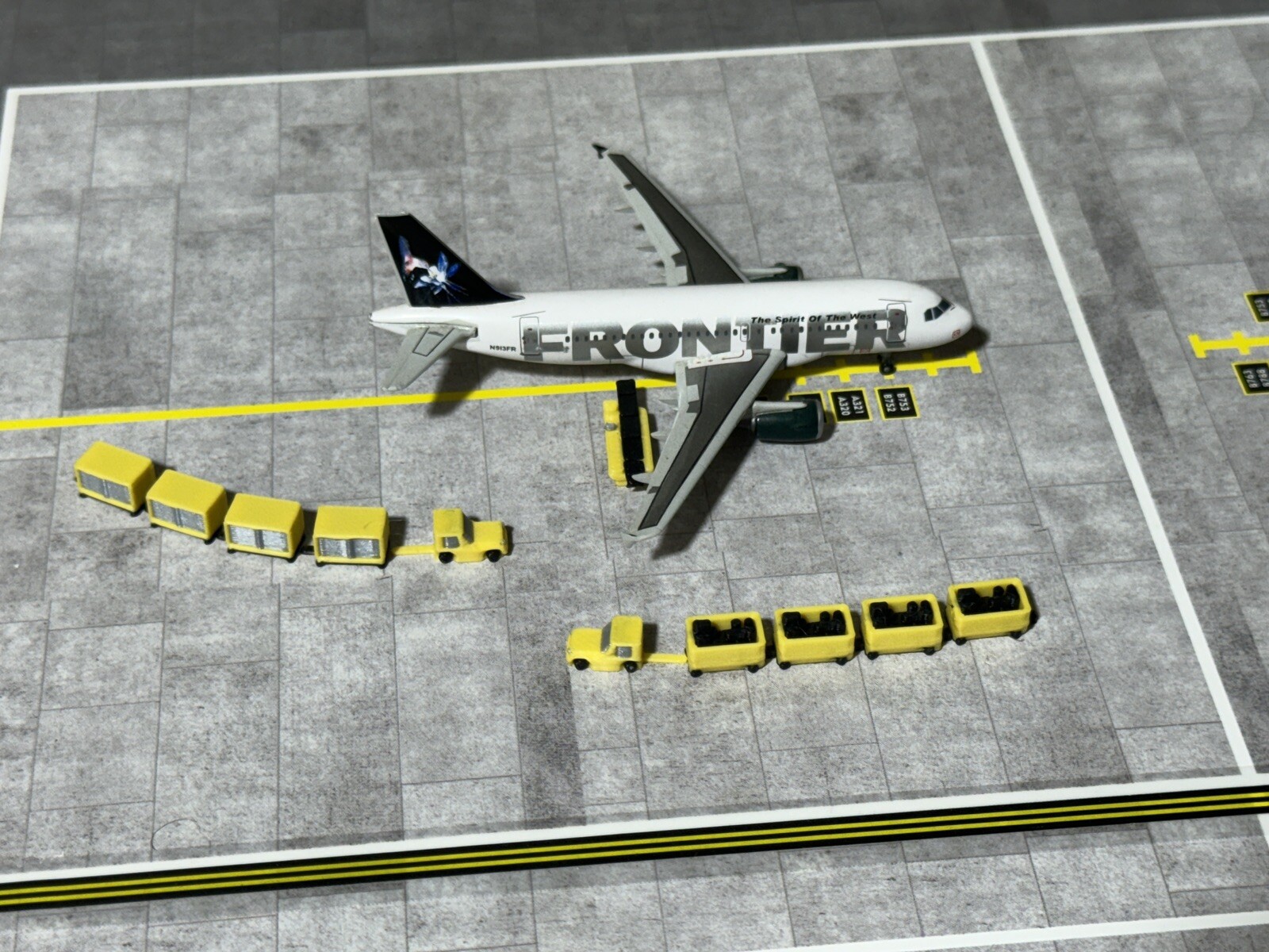 Jetset Models 1:400 -GENERIC- GSE V2 C/W Gemini Jets, NG Models, Etc ...