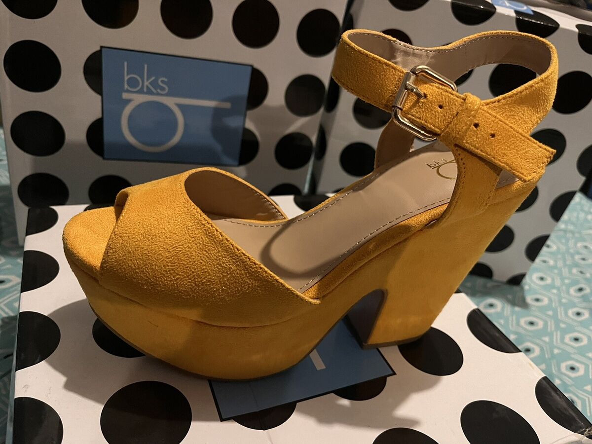 Sandalias A La Moda En Puerto Rico El ☀ 🩴 Con La Llegada Del