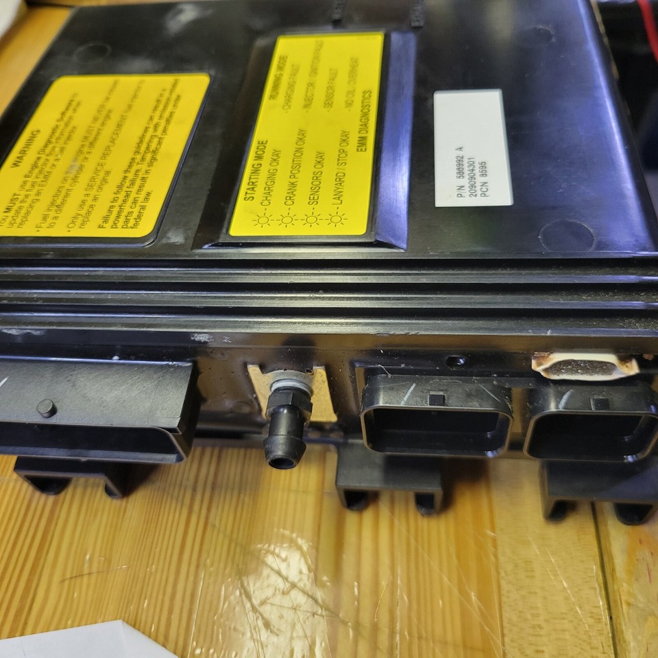 USED 586992 OEM Evinrude E-Tec EMM Module V-4 Production EMM 587130 ...