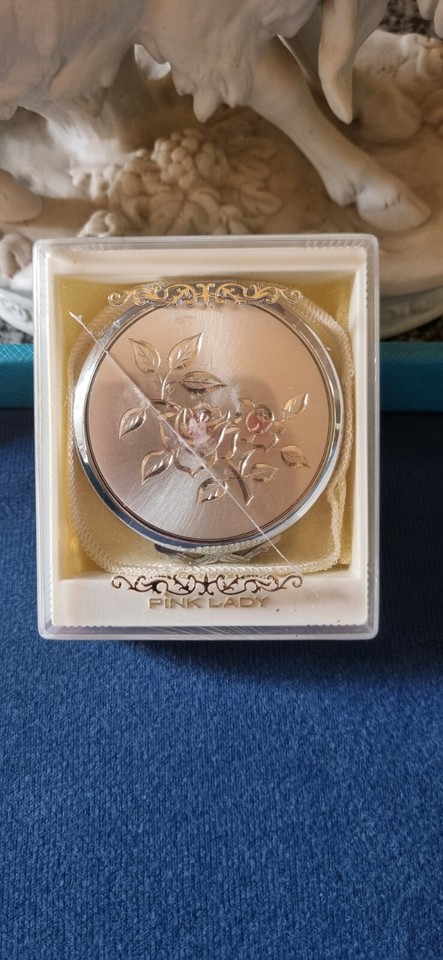 Pink Lady Powder Compact, Vintage cosmetics, face powder, make up ...