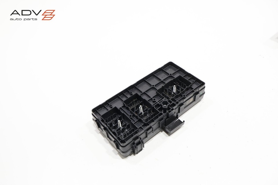 2020 - 2024 FORD EXPLORER FUSE RELAY JUNCTION POWER DISTRIBUTION BOX ...