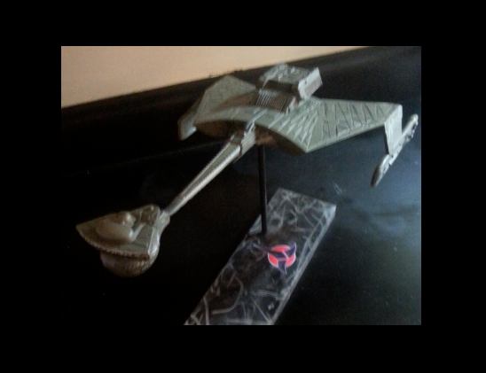 STAR TREK PROP *1 Klingon battle cruiser **No cloaking device sadly ...