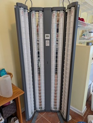 Daavlin 7 Series T 311-8 Phototherapy Unit NB UVB 8 72 inch bulbs ...