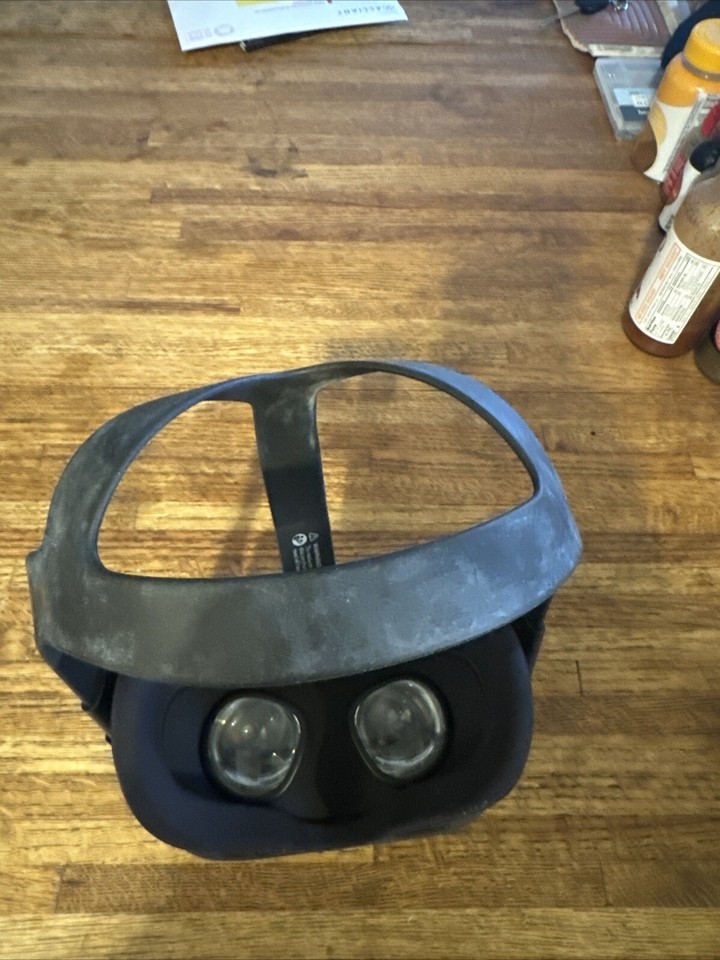 Oculus Quest 1st Gen. Works Fine, Just Have Next Gen Models Now | eBay
