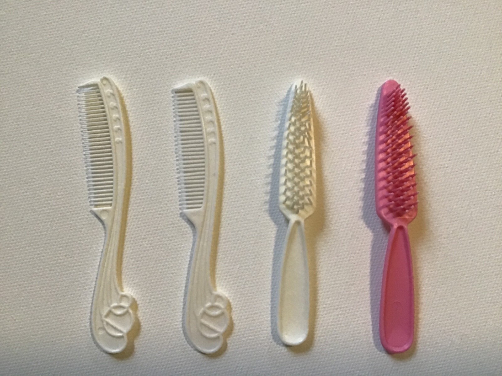 Vintage Barbie combs and brushes | eBay