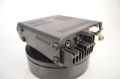 Icom IC-7000 HF/VHF/UHF All Mode Transceiver 100W 50/144/430MHz Tested ...