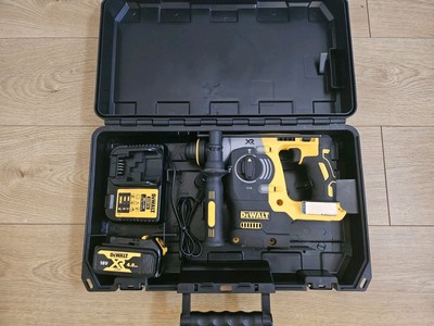 DEWALT DCH273 Type 2 18V Cordless Brushless SDS Hammer Drill (NEW) 2024 ...