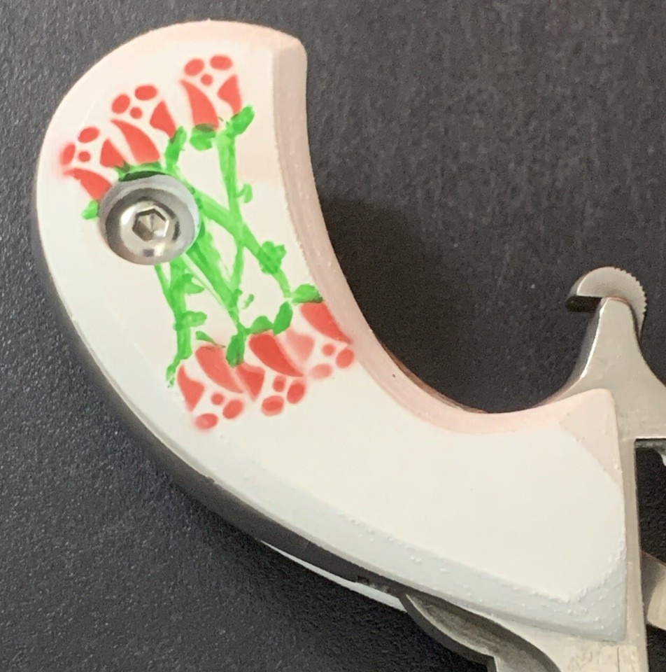 Naa 22 Mag - Ladies line grips Duracoat GUNS & ROSES Pug, Black Widow ...