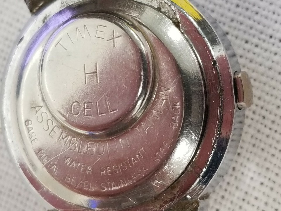 Timex Led Digital Women's Round Wrist Watch Bracelet Watch Vintage H ...