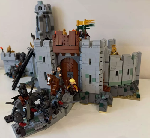 LOTR MOC The Battle of Helm’s Deep – Medieval Fortress Building Set ...