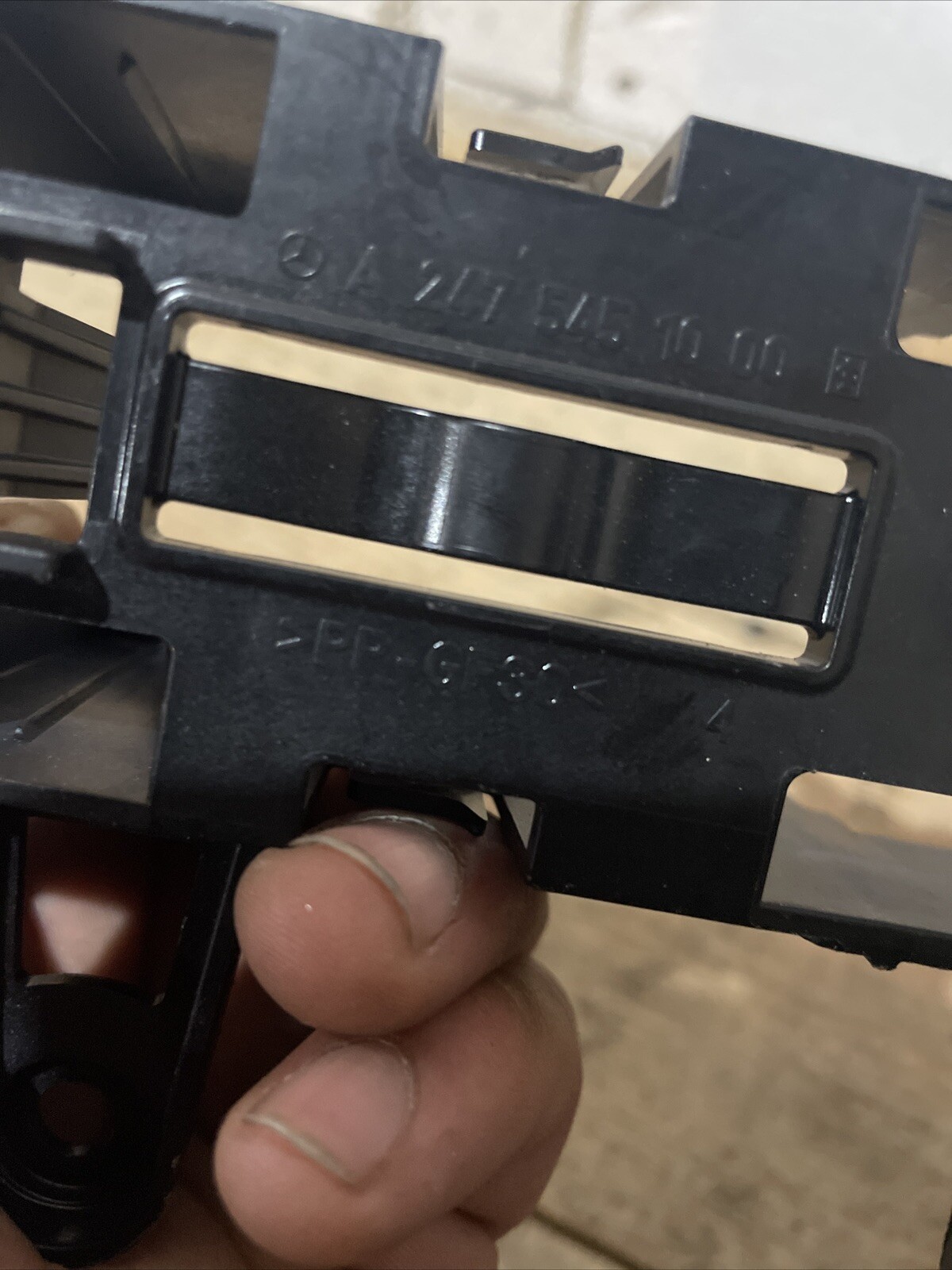 MERCEDES A CLASS 2018-2022 W177 MOUNTING BATTERY Holder Trim BRACKET ...