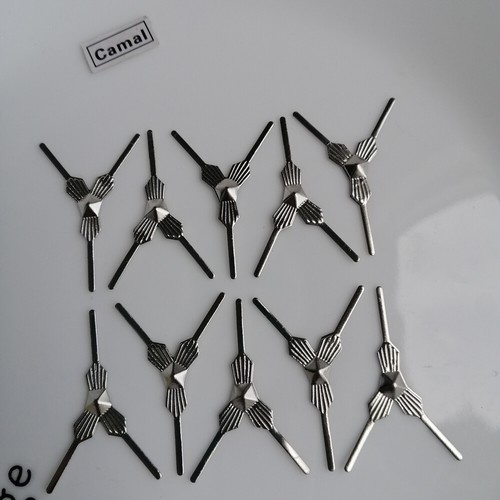 100pcs 29mm Chrome Plated Metal Hook Triangle Bowtie Pins Crystal ...