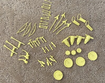 Vintage MPC Ring Hand Yellow Plastic Indians 54 Pieces Weapons ...