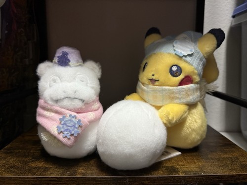 Snowball Rolling Pikachu WITH Slowpoke Snowman Snowy Softie | eBay