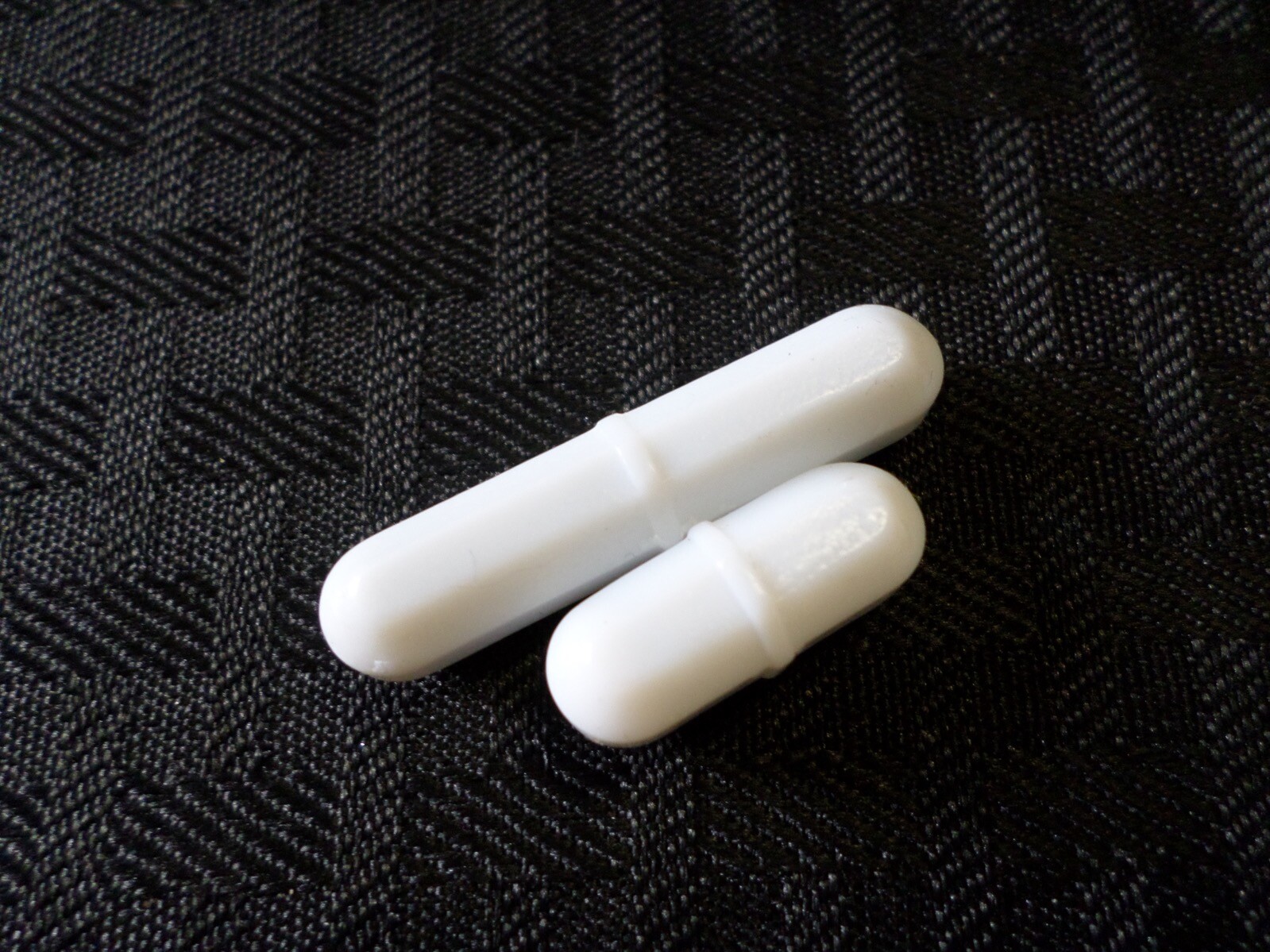 (2 Pcs) Laboratory PTFE Octagon Magnetic Stir Bars 1-1/2” x 8mm and 7/8 ...