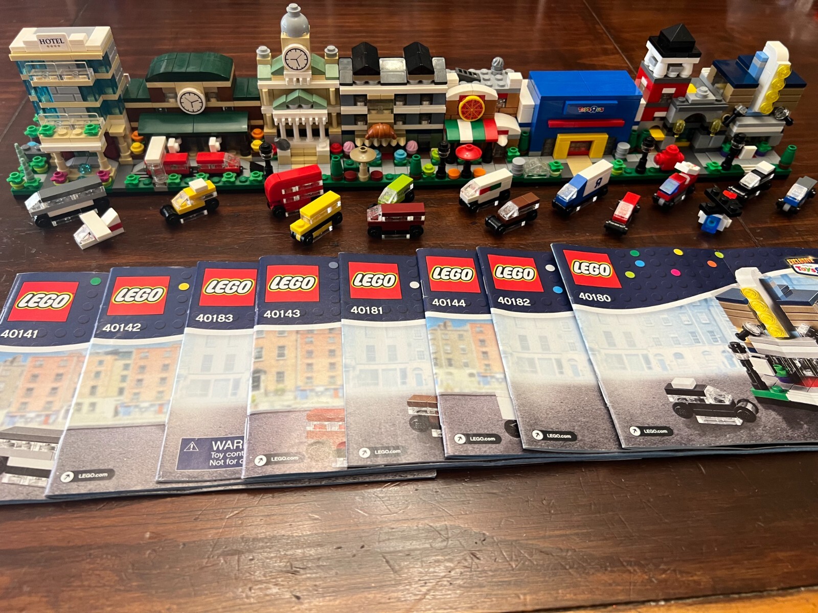 Lot of 8 complete Exclusive Lego Toys R Us Mini Modular Sets w Manuals ...