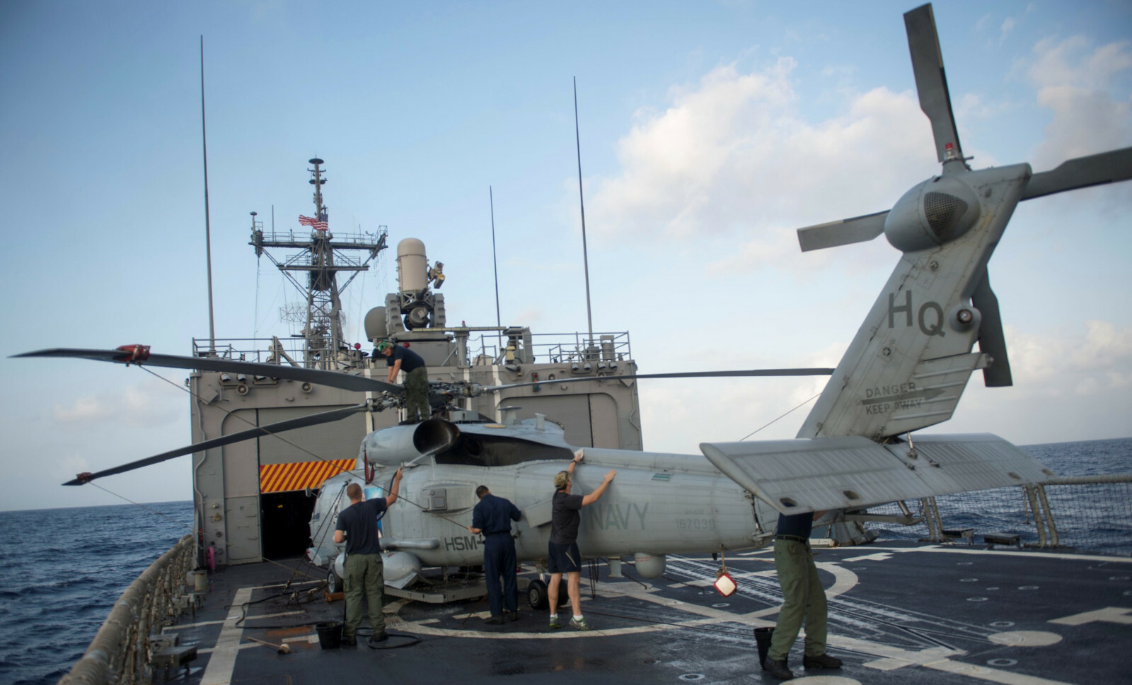 HSL-46 DET 7 RAILSPLITTERS FFG-42 PATCH US NAVY PIN UP US NAVAL AIR ...