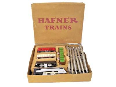 Vintage HAFNER TRAINS Set w/ Locomotive 1010, Refrigeration Car, Track ...