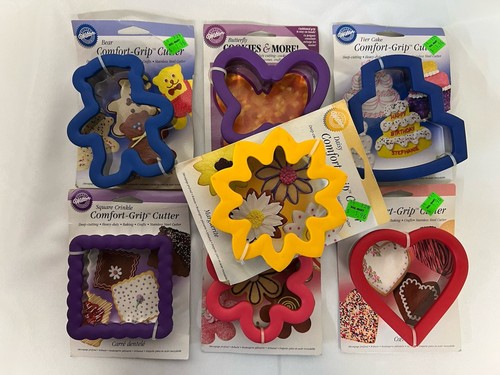 Wilton Comfort Grip Cookie Cutters Lot Bear Butterfly Cake Square ...