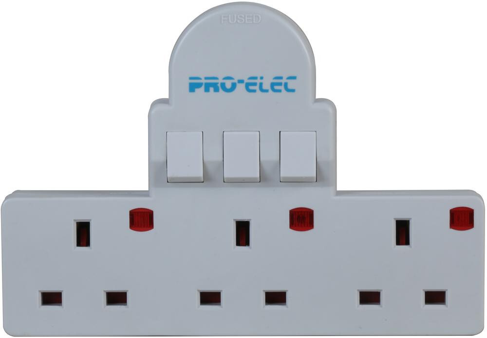 Main Adaptor Extension Power Socket 3 or 4 Way Gang Switched Multi UK ...