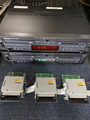 Lot of 2 Tascam MD-CD1 Combination Minidisc Recorder/CD Player With ...
