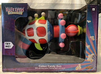 Killer Klowns from Outer Space Cotton Candy Gun from Spirit Halloween ...