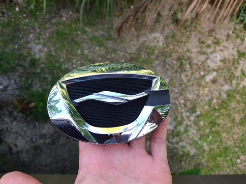 TOYOTA COROLLA AXIO/FIELDER Front Grill Emblem Badge 2000-06 OEM 75331 ...