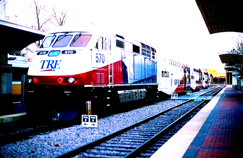 ORIGINAL KODACHROME SLIDE TRINITY RY EXP. F-59PHI #570 UNION STA DALLAS ...