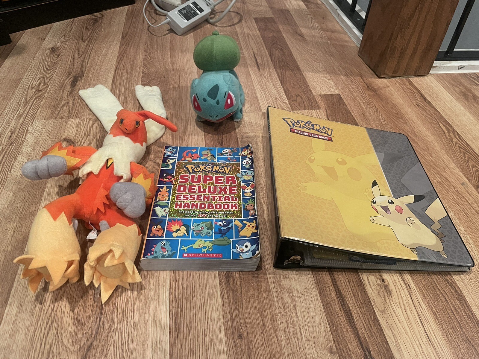 Pokemon Lot of 4 - Bulbasaur Plush, Blaziken Plush, TCG Binder, Pokemon ...