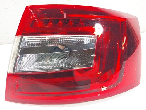 5E5945112B FEU ARRIÈRE DROIT / 17346459 POUR SKODA OCTAVIA LIM. 5E3 2.0 ...