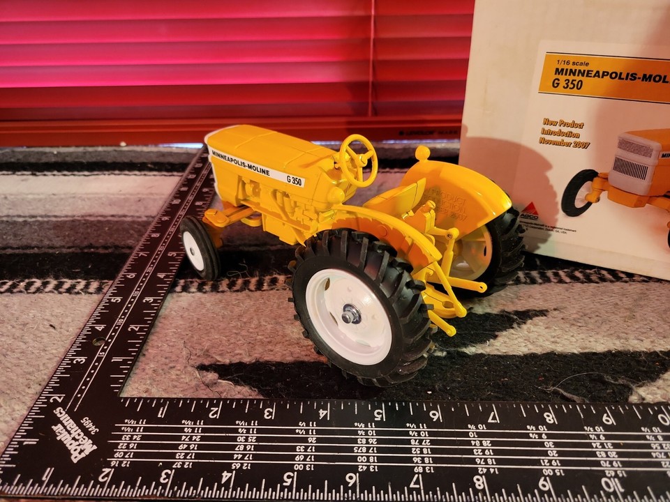 Minneapolis Moline G 350 1/16 Diecast Tractor Replica by Scale Models ...