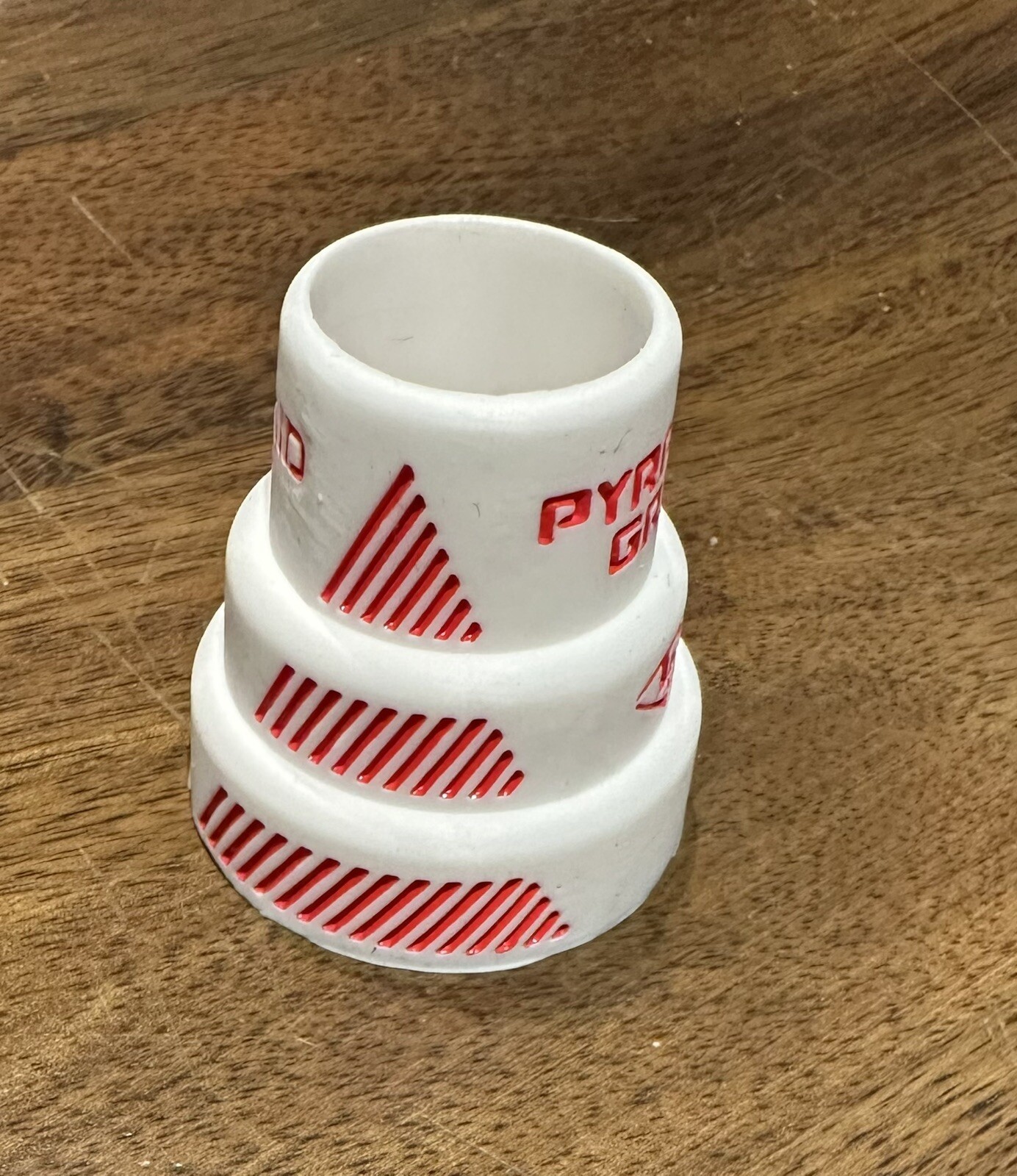 Louisville Slugger Pyramid Grip White With Red Accents - La Paz County ...