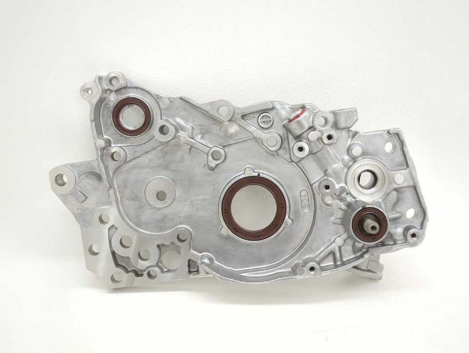 New OEM genuine Mitsubishi 2.4 Engine Oil Pump 2004-2012 models ...