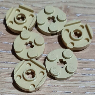 6 x GENUINE LEGO light tan sand round plate with axel hole (2x2) part ...