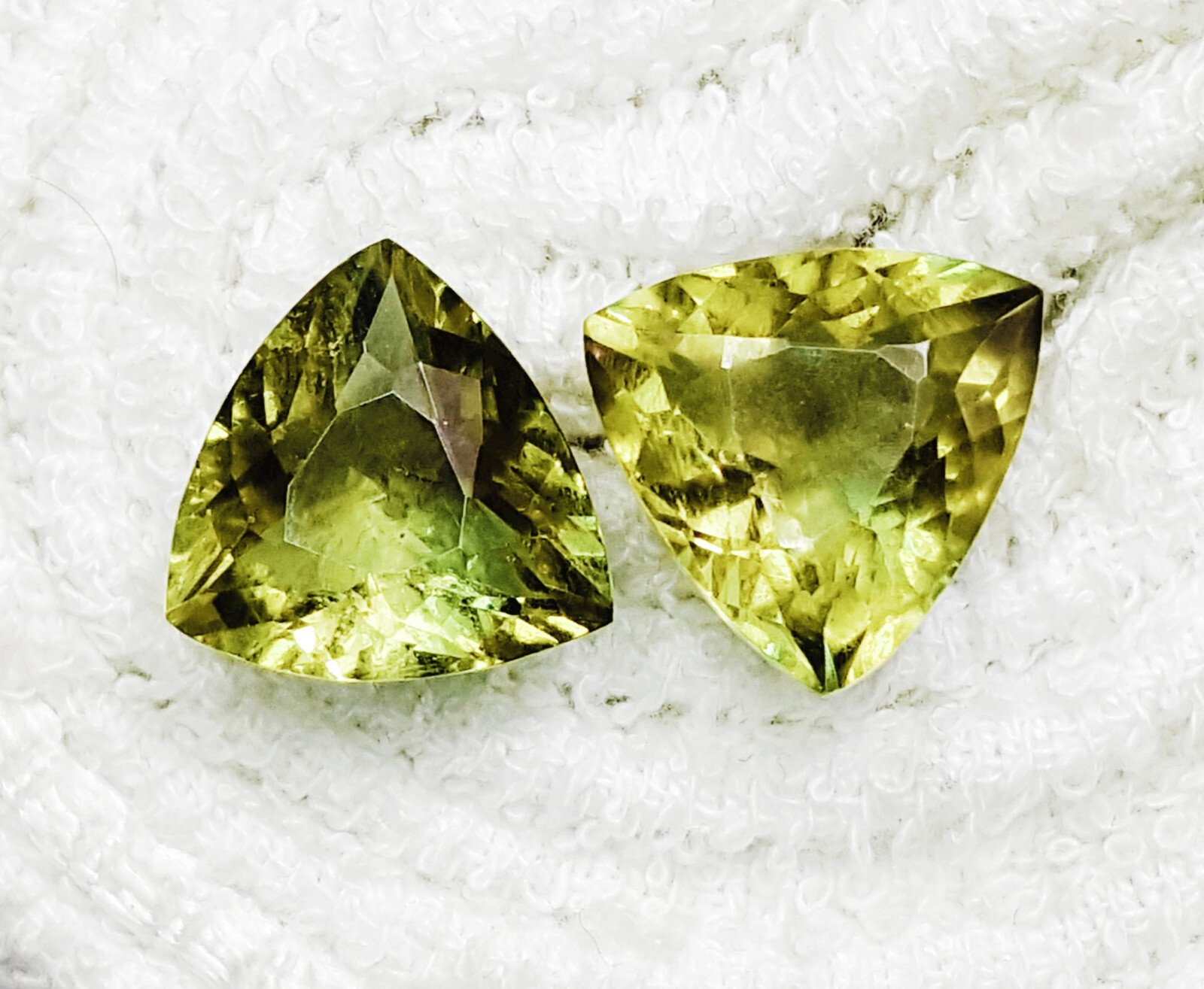 Loose Gemstones Alexandrite Color Changing Trillion Shape 20 Ct ...