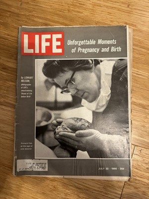 Life Magazine July 22 1966 Unforgettable Moments Pregnancy and Birth | eBay