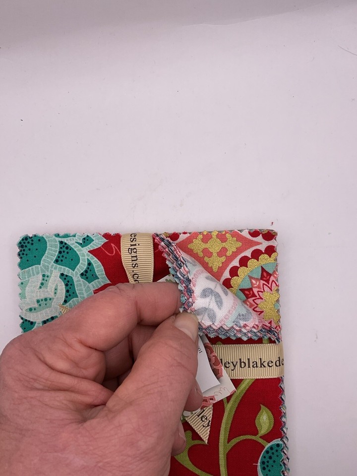 Riley Blake Designs La Vie Boheme 5” Stackers Reds, Blues, Metallic Gold 21PCS | eBay