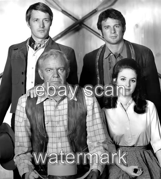 JAMES STACY WAYNE MAUNDER ANDREW DUGGAN LIX BAUR LANCER 8X10 PHOTO | eBay